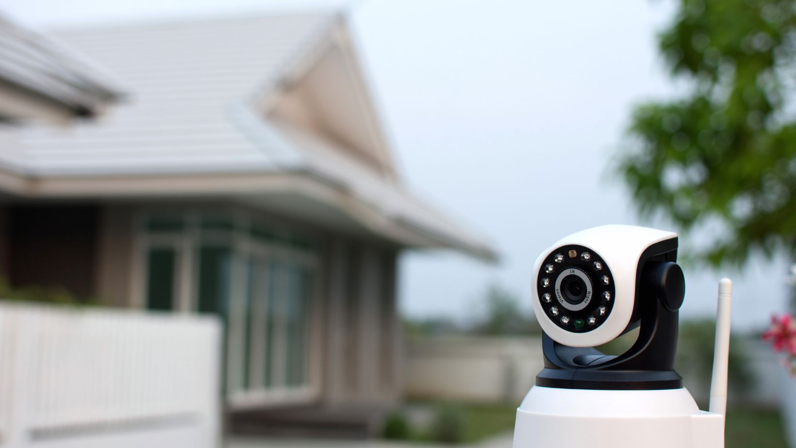 How To Protect Your Home While On Vacation - Frontline Security of Auckland